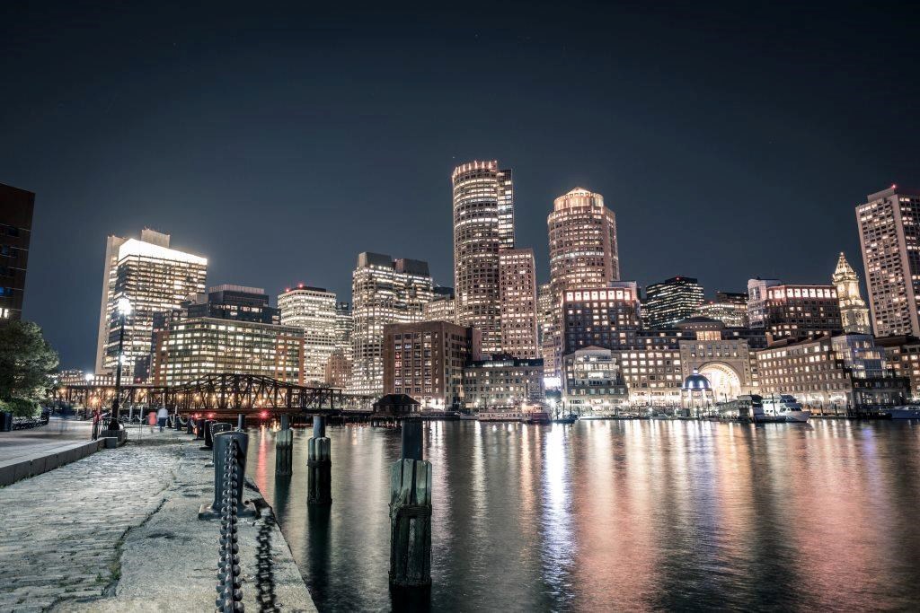 United Airlines flight destinations and schedules to & from Manchester ...
